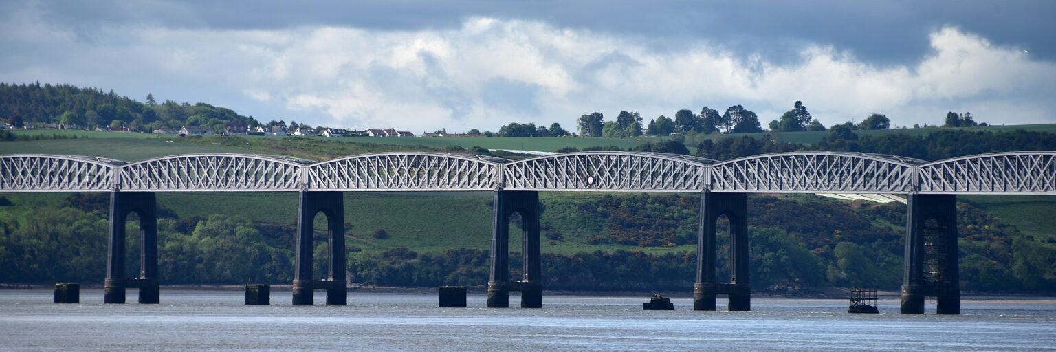 The Tay Bridge Collapse– a failure from design - STRUCTURES CENTRE