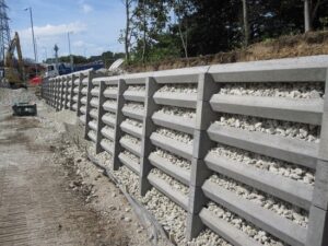 Retaining Wall Construction Methods - STRUCTURES CENTRE
