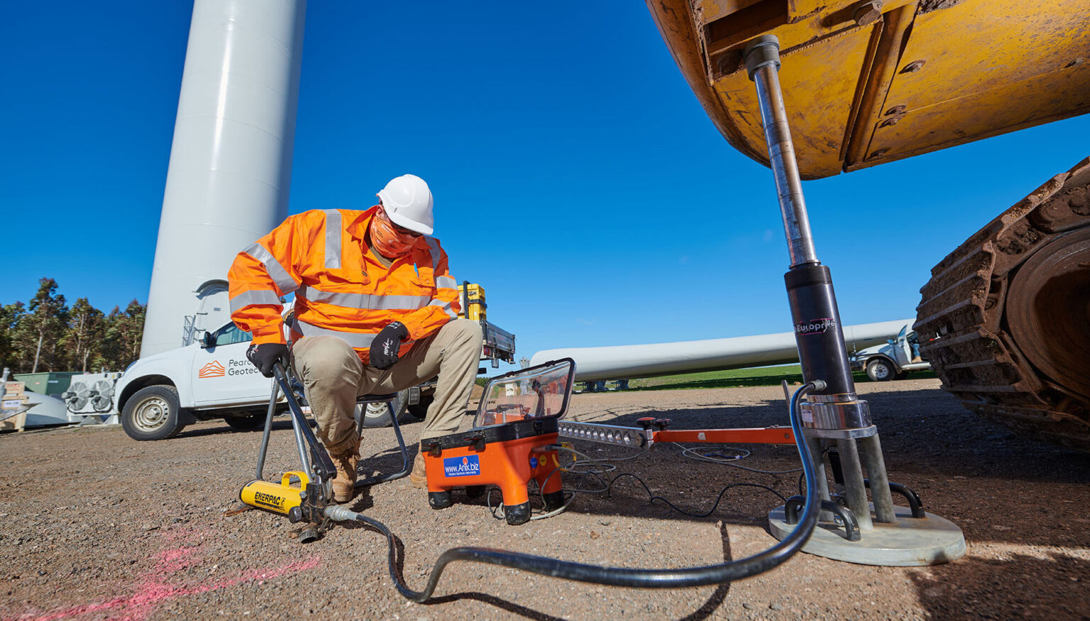 Estimating Foundation Settlement from Field Soil Tests - STRUCTURES CENTRE