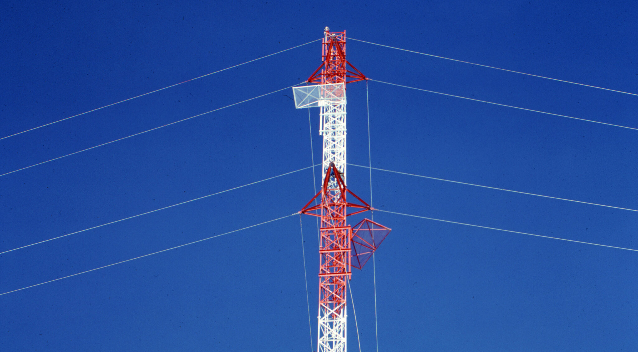 Structural Design of Guyed Towers to Eurocode - STRUCTURES CENTRE